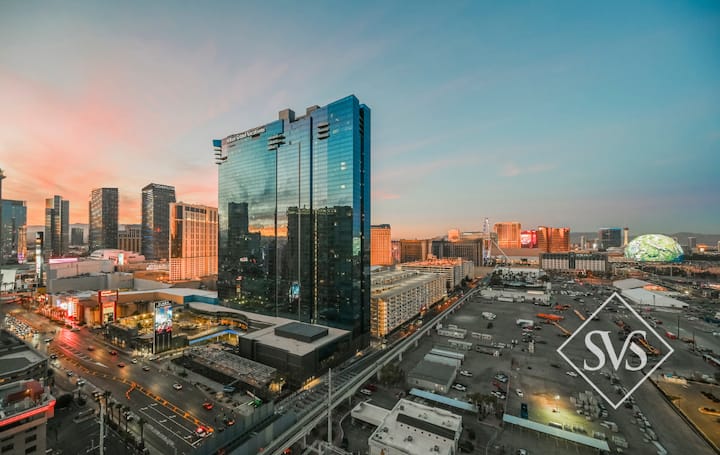 C15n3 Mgm Studio | Sphere Strip View | Balcony - Las Vegas, NV
