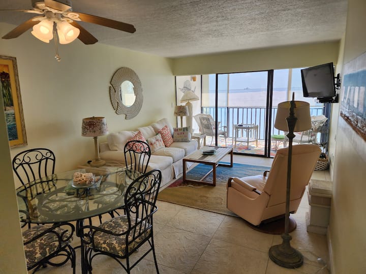 Watch Spacex Launches From This Waterfront Condo - Titusville, FL