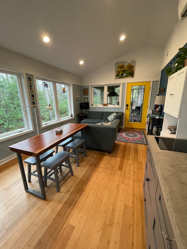 New River Gorge Shipping Container House - 웨스트버지니아
