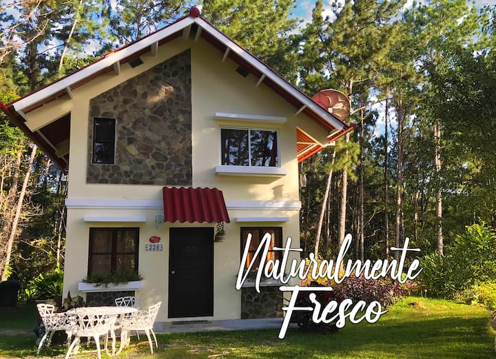 Casa De Montaña Familiar Altos Cerro Azul Panamá - Panama