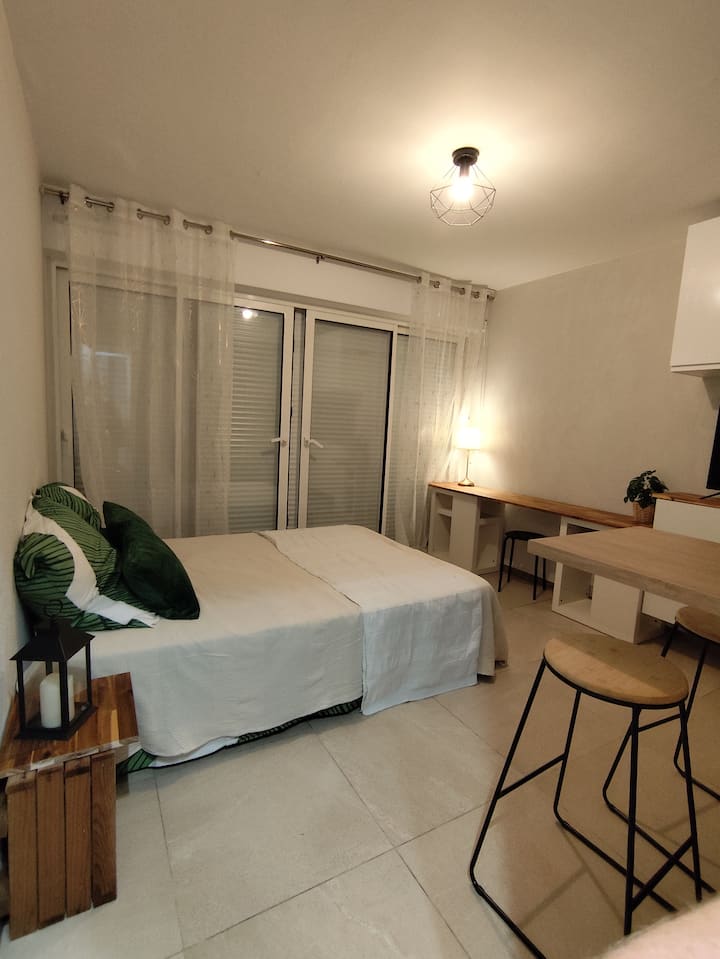 Studio éTudiant Avec Balcon En Plein Centre - Aix-en-Provence