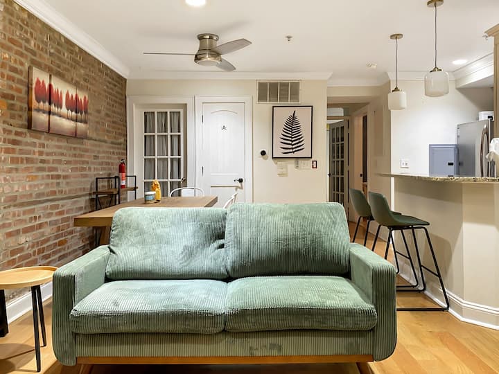 Corporate Housing: Upgraded Condo Downtown Hoboken - Hoboken, NJ