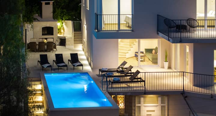 Villa Iva With Sea View And Pool - Omiš