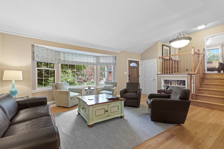 Renovated Neighboorhood Home In Bethesda Near D.c. - Bethesda