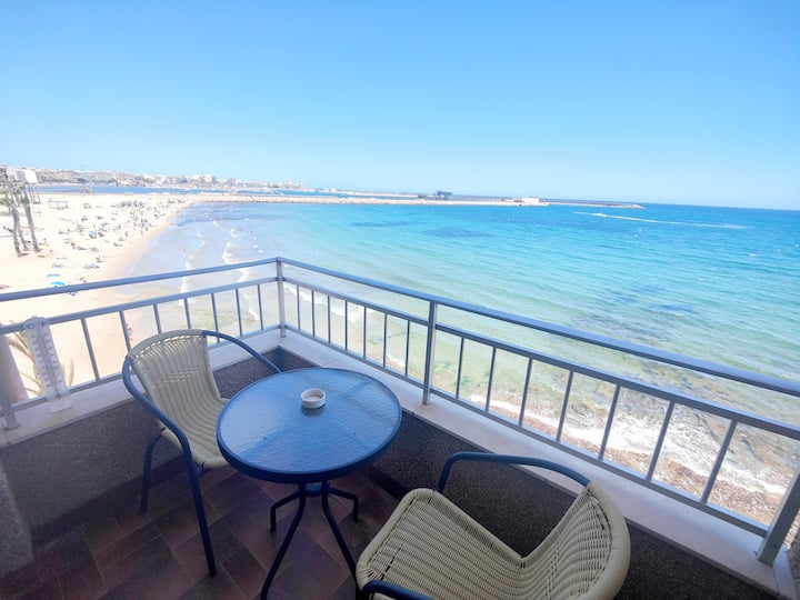 3 Bedroom Beachfront Home With Sea Views - Torrevieja