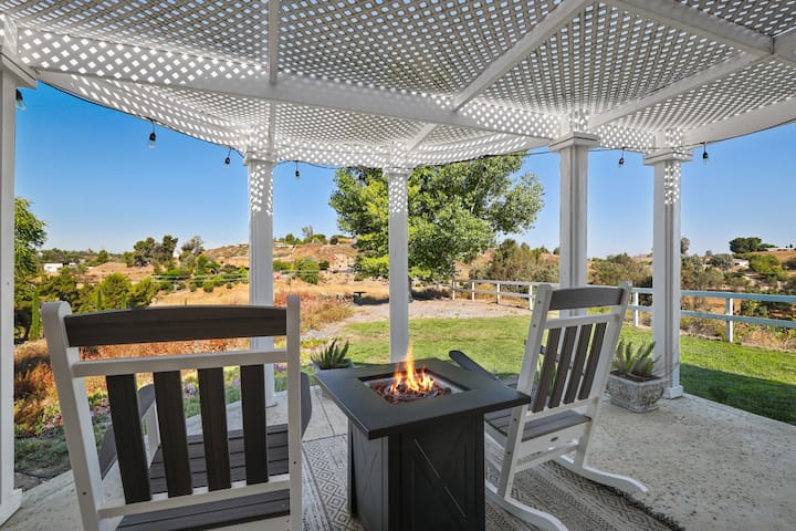 Heart Of Wine Country- 4br 2.5ba & Vineyard Views! - Temecula, CA