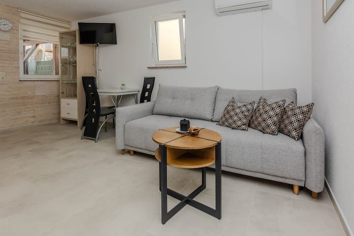 Apartment Tukara 1 - Vir