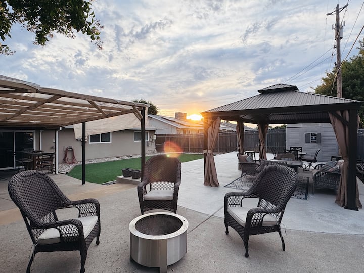 Cheerful 4 Bedroom Home, Big Yard Great For Family - Granite Bay, CA