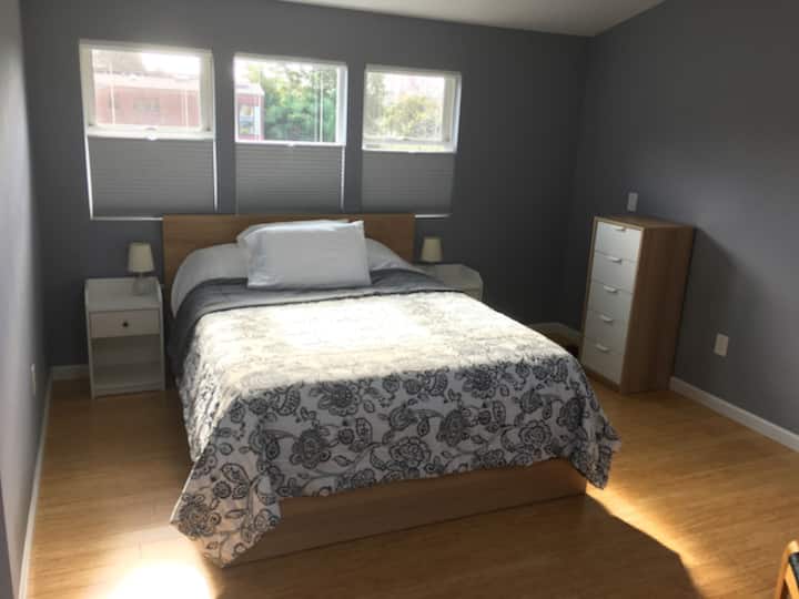 Spacious 1-bedroom In-law In Vibrant Community - Berkeley, CA