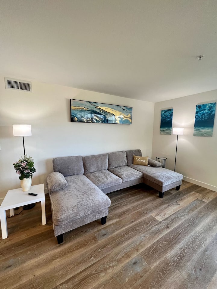 #1 Place To Stay In The Monterey Bay! - Monterey, CA