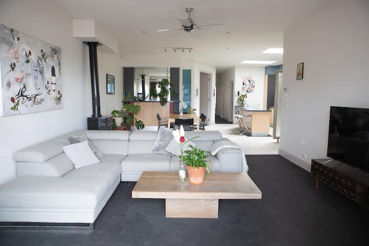 Modern Collingwood Penthouse, Private Rooftop - Melbourne