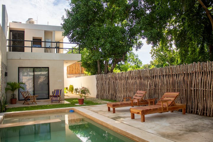 Amplia Casa Con Piscina Y A/c A 5 Min Del Centro - Merida