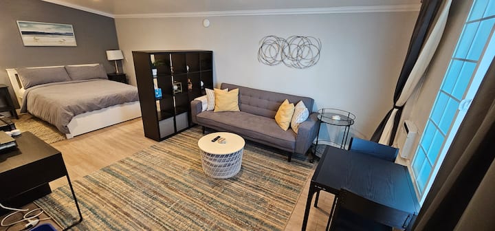 Studio Suite In San Diego - Skyline - San Diego