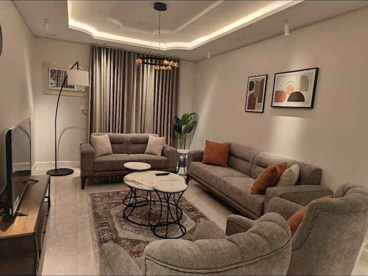 I شقة راقية 3 غرف نوم بحي الواحة - Djeddah