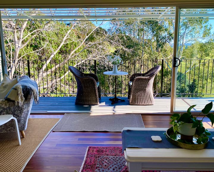 "La Petite Grange" Country Villa & Scenic Views - Maleny