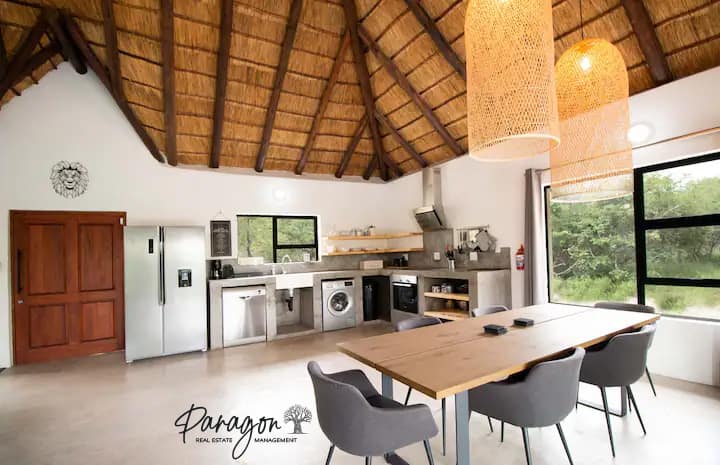 Marlove | New 3-bedroom Luxury Cottage - Marloth Park