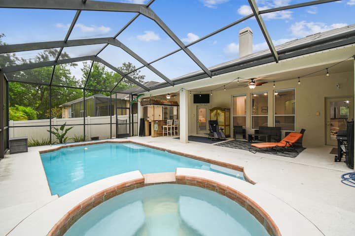 Relaxing Retreat W/ Heated Pool & Spa Near Tampa - Land O' Lakes, FL