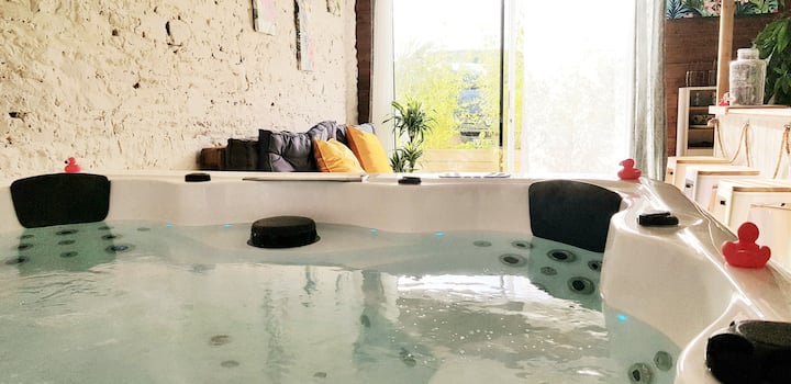 Jacuzzi Intérieur Privatif Et Illimité 🍾 - Le Mont-Saint-Michel