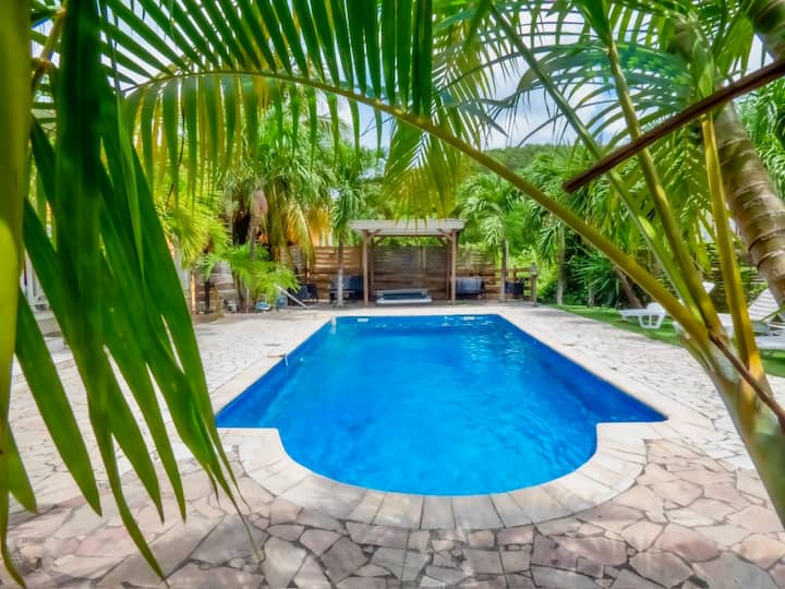 Villa Salines:13/15 Pers-piscine-spa-proche Plages - Martinique