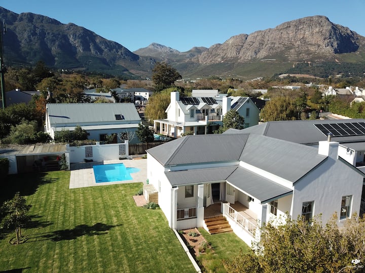Largest One Bed Apartment/private Pool In The Hoek - Franschhoek