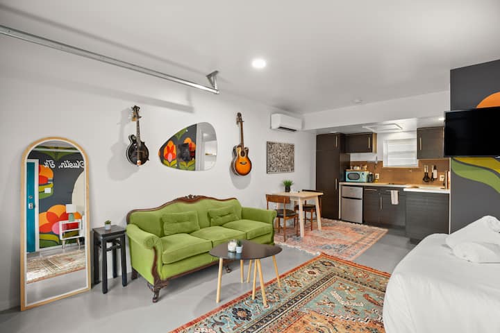 Bloom’s Studio  - 1/2 Mile To Ladybird Lake - Austin, TX