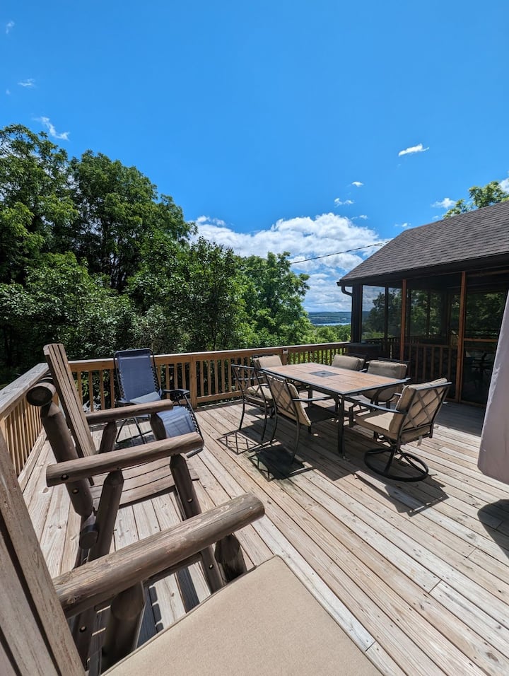 Keuka Gully Cabin - Penn Yan, NY