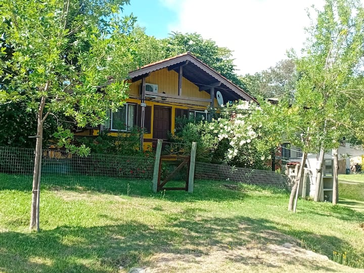 Cabaña 3 Dormitorios, 2 Baños, 250mts Rambla. - Uruguay