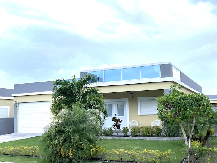 Arcadia Sea Villa, Charming Private Beach, 3bdrm - Jamaica