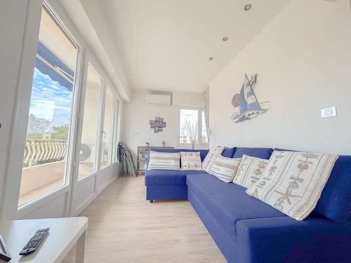 Appt Lumineux Avec Terrasse Cœur De Ville 35 M² - Saint-Raphaël