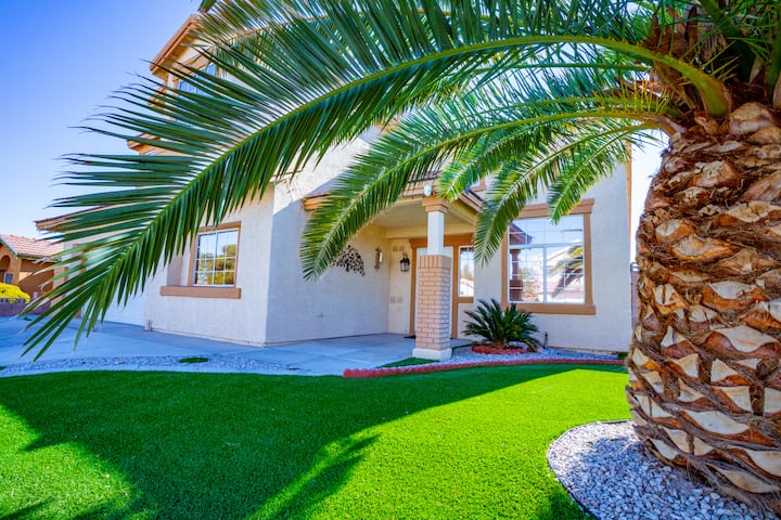 Gorgeous! Pool, Grill, Spa, Ev Charger, Up To 10 - Las Vegas