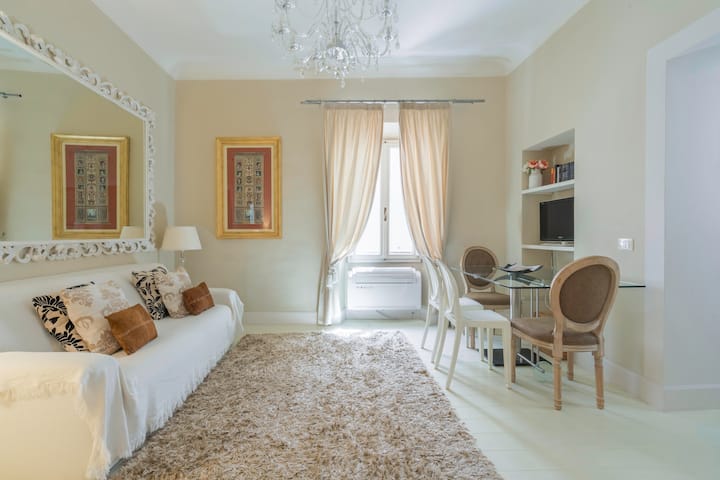 White Florence Suite, Uffizi 200 Meters, Ac, Wifi - Florencia