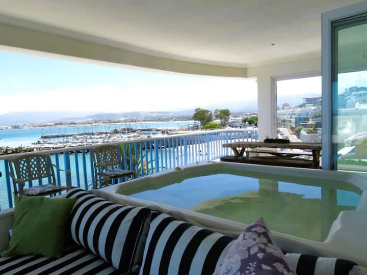 Penthouse On The Beach, Jacuzzi With 3 Bedrooms - Grabouw
