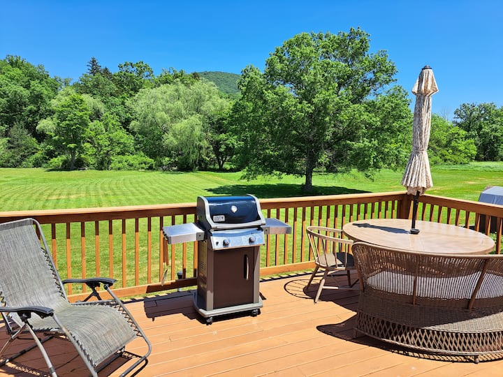 "Close To Stadium! Hot Tub, Private Creek, Views!" - State College, PA