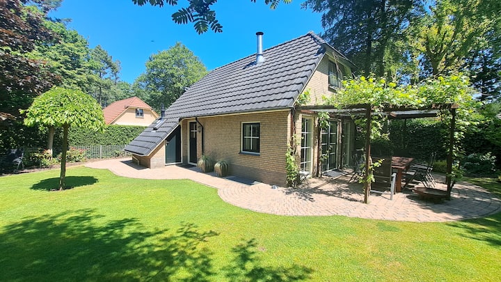 Vakantiewoning Lunteren Met Hottub En Sauna - Ede