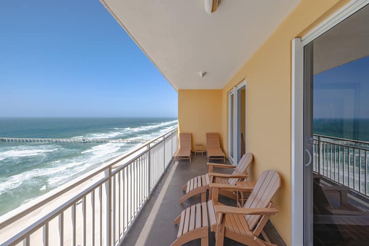 Beachfront Stunning View 100 Ft Long Swimming Pool - Panama City Beach, FL