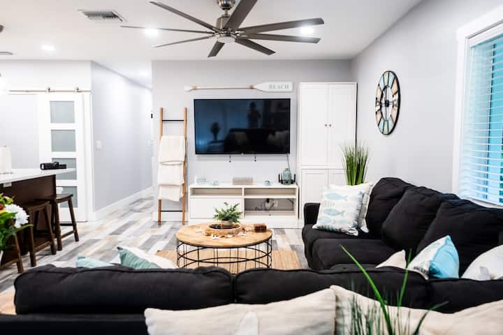 Harmony Bungalow By The Beach W/ Pool & Hot Tub - Florida