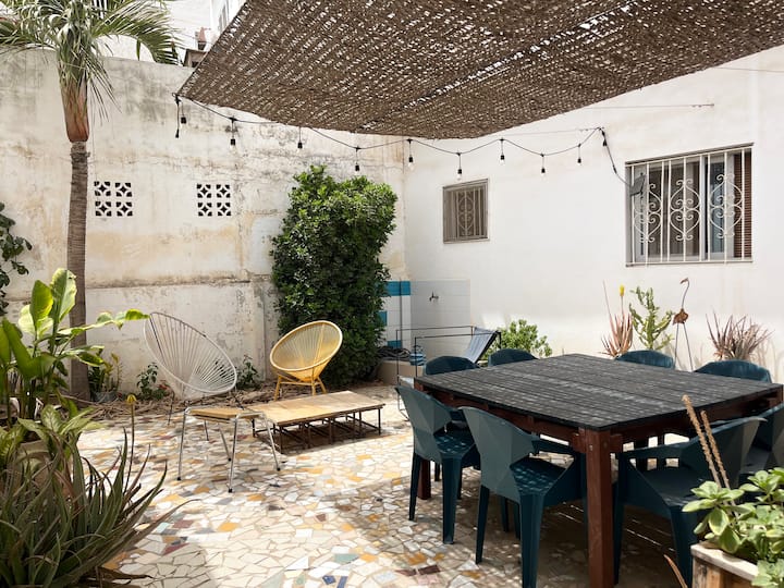 Maison Sicap Amitié Et Jolie Cour Arborée - Dakar
