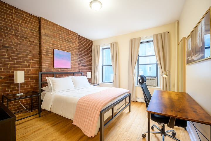 2br Retreat Near Parks And Museums On East Side - 에지워터