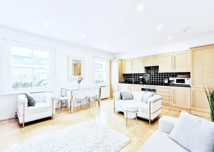 160+ Reviews Luxe Unit, 2 Large Beds, Central Area - London