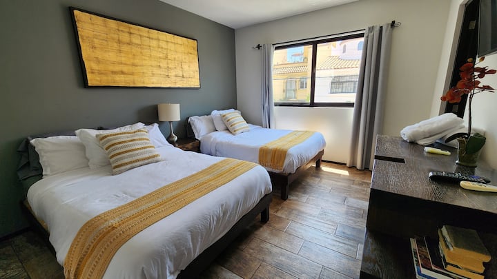 House With Large Terrace And Scenic Views - San Miguel de Allende