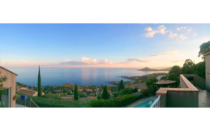 Charming Family Villa With Spectacular View - Agay
