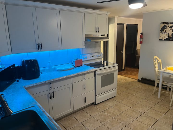 Cozy Country Retreat - Hudson, NY