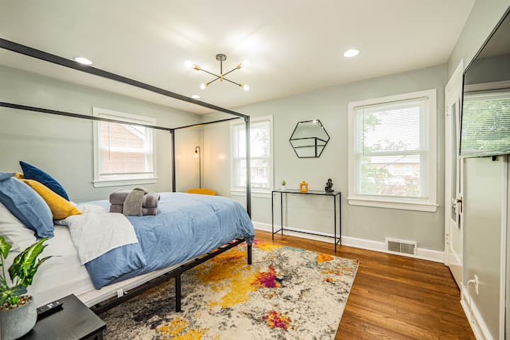 Modern & Urban Oasis Central Location Free Parking - Washington, D.C.