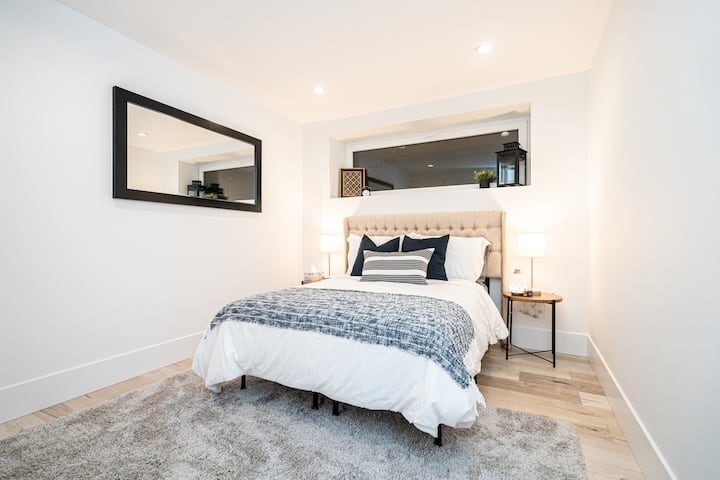 Mountain View/free Parking/floor Heating/sleeps 4! - Burnaby