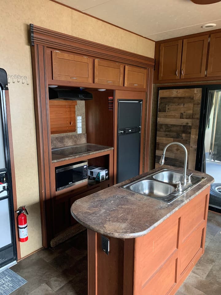 Comfortable Camper In A Quiet Location - Augusta, GA