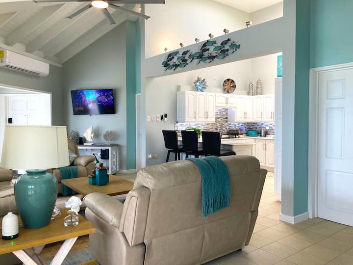 Sea La Vie - High Lux 2 Bdrm Cluster By The Sea - Tobago