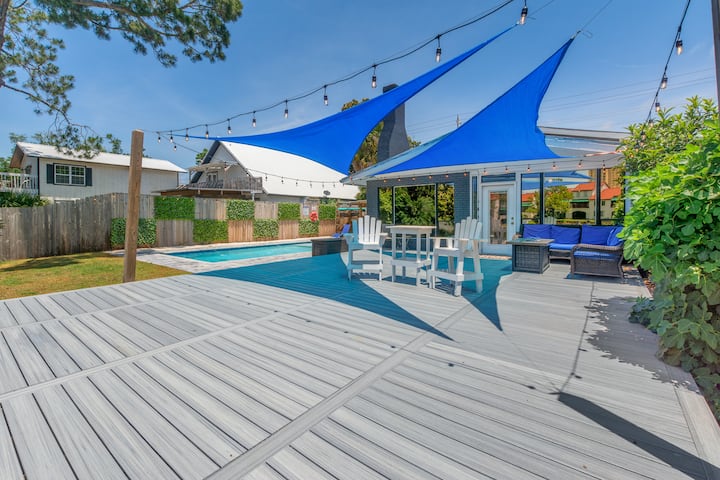 • Poseidon’s Palace | Where The Water Reigns - Panama City Beach, FL