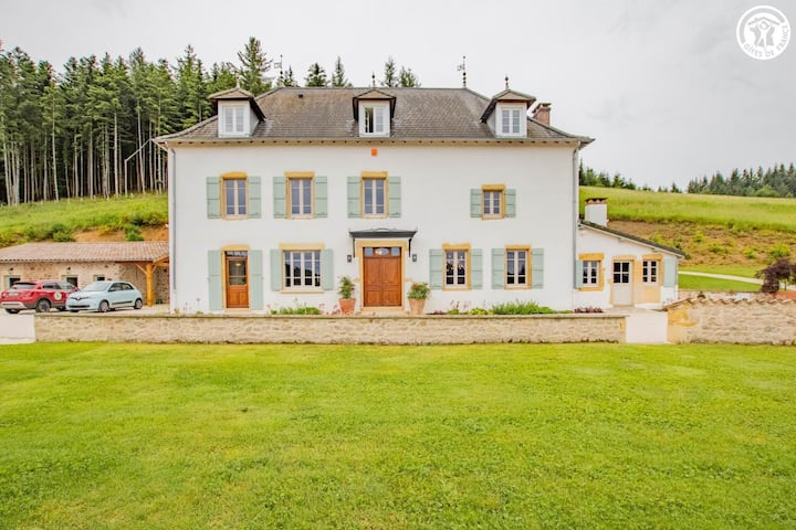 Grande Maison De Famille En Bourgogne Avec Jacuzzi - La Clayette