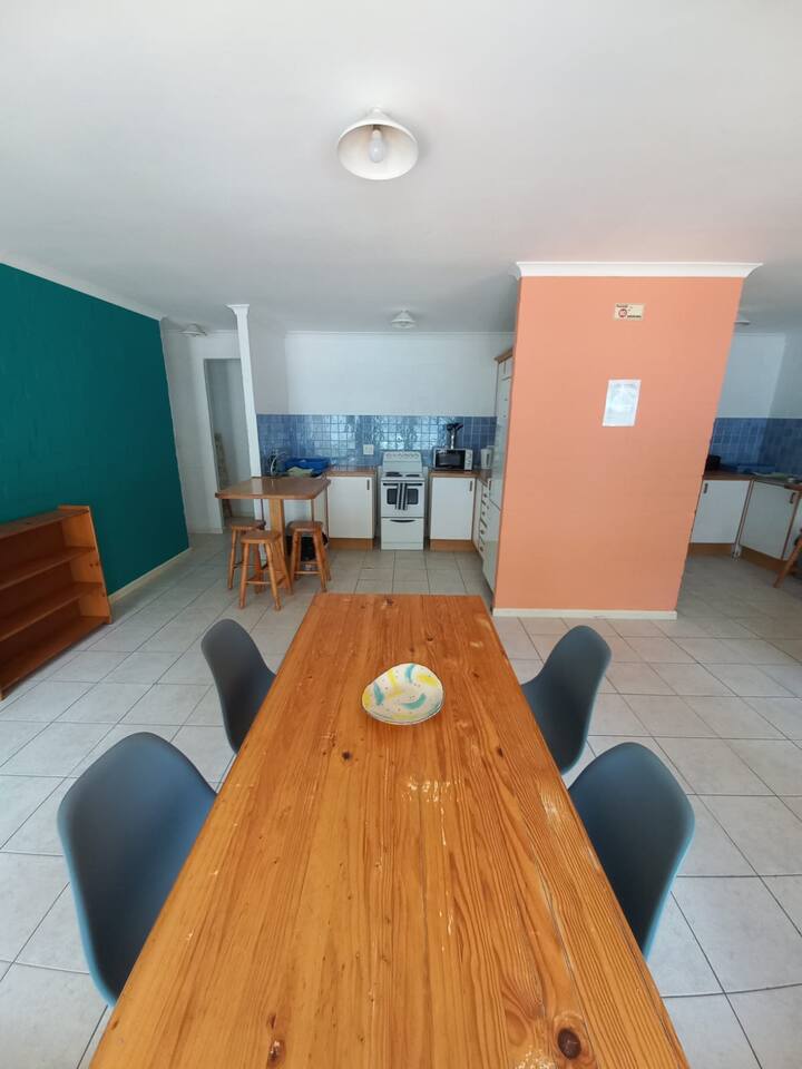 Room 4 In Six Bed Shared House Close To Uct - Kaapstad