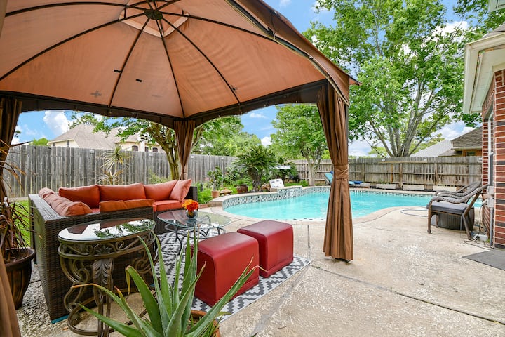 5 Bedrooms With Pool/grand Piano/massage Chair - Houston, TX